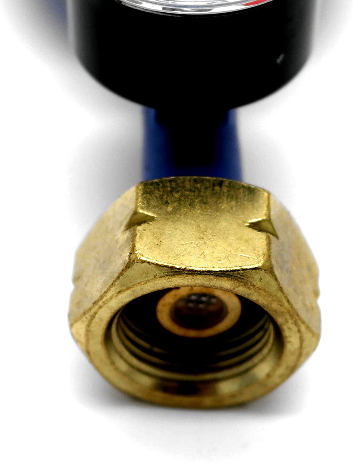 GAS REGULATOR WITH PRESSURE GAUGE FITS CALOR 4.5KG DUMPY – Mega Hardware